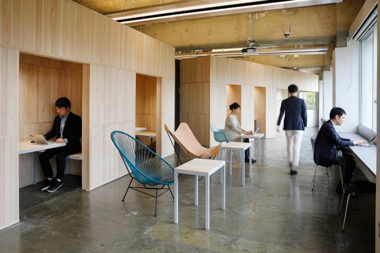 在宅勤務とサテライトオフィスを使い分ける | ザイマックス総研